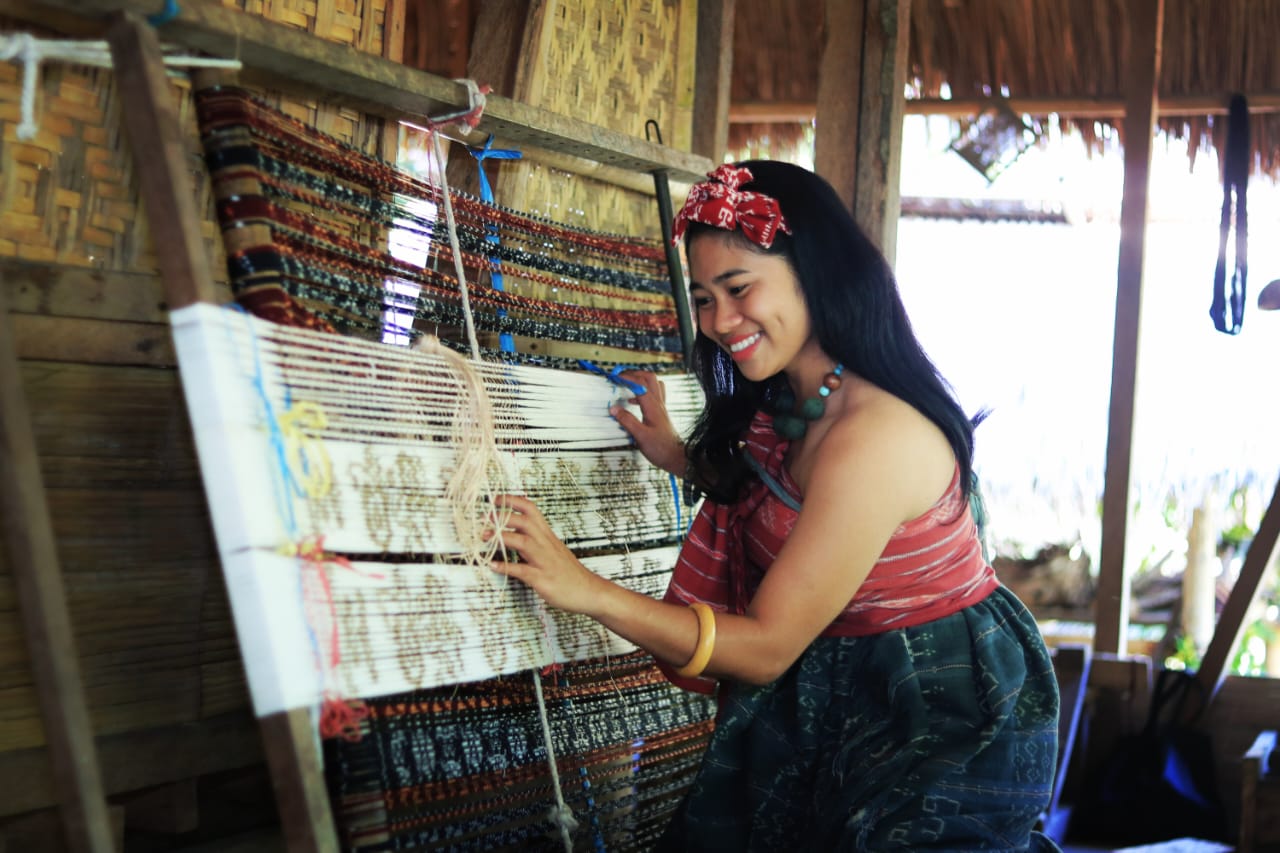 Wisata Budaya Rumah Tenun Lepo Lorun dan Nilai-nilai Hidup Masyarakat ...